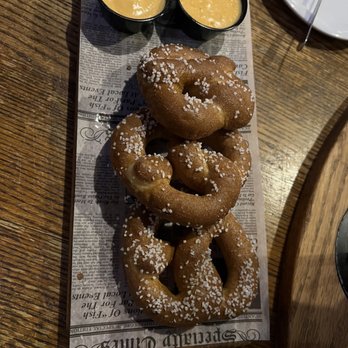 GROGGS TRADITIONAL IRISH PUB - Updated August 2024 - 134 Photos & 137 ...