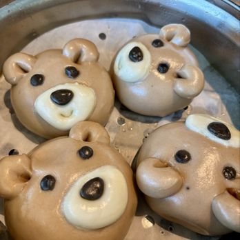 BUN WORLD - Updated December 2025 - 608 Photos & 226 Reviews - 1071 N ...