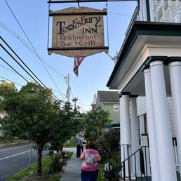 TEWKSBURY INN - Updated December 2025 - 202 Photos & 275 Reviews - 55 ...