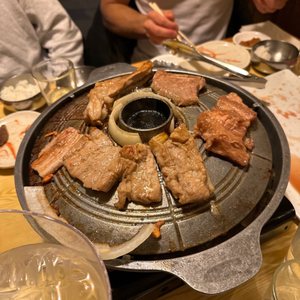 MHEL - Updated December 2024 - 71 Photos - 276 Havelock Street, Toronto ...