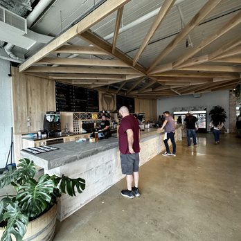 COMMONWEALTH BREWING COMPANY - Updated August 2024 - 61 Photos & 54 Reviews - 10426 Main St ...