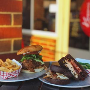 BOYCHIK’S DELI - Updated August 2024 - 121 Photos & 233 Reviews - 4024 ...