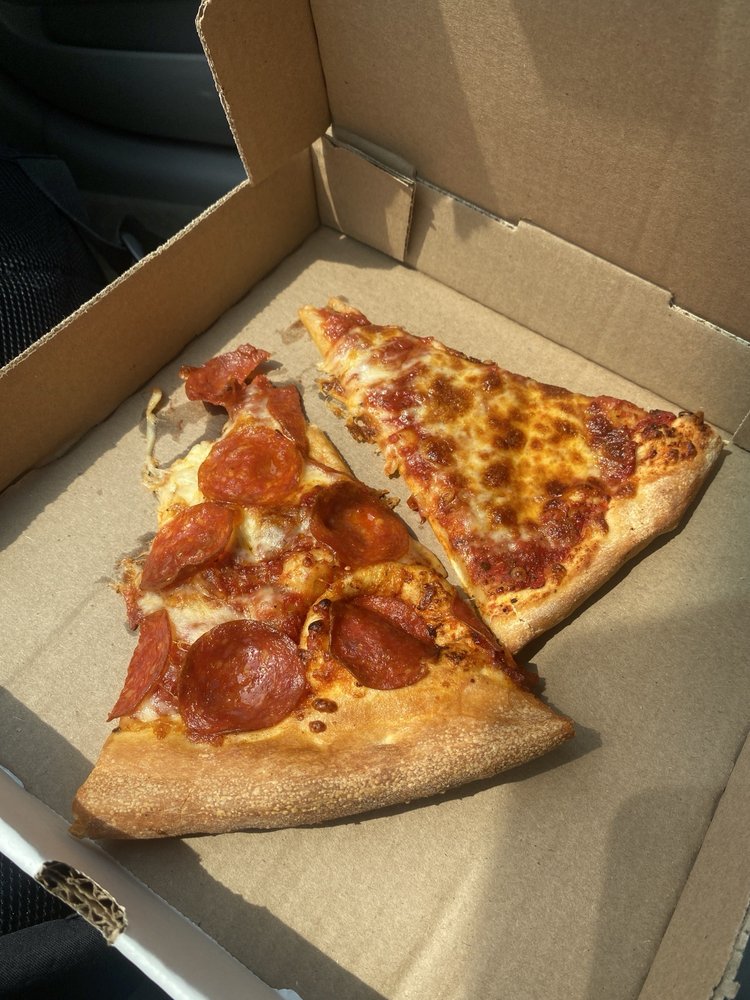 TWO COUSINS PIZZA - Updated May 2026 - 33 Photos & 51 Reviews - 103 N ...