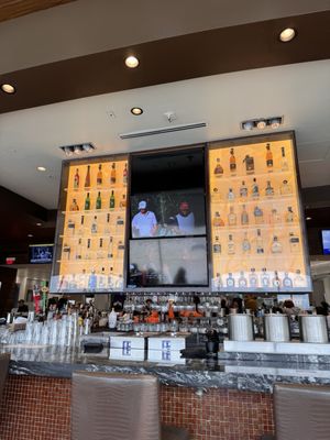 CADILLAC MEXICAN KITCHEN & TEQUILA BAR - Updated July 2025 - 382 Photos ...