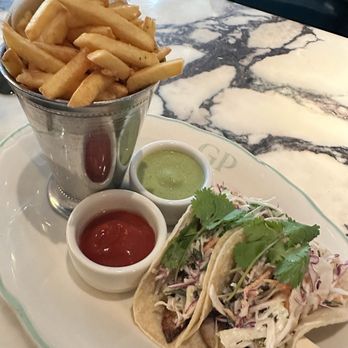 GREEN POINT SEAFOOD & OYSTER BAR - Updated April 2025 - 204 Photos & 86 ...