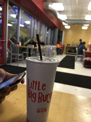 LITTLE BIG BURGER - 154 Photos & 310 Reviews - 1404 Orchard St, Eugene ...