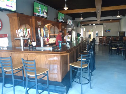 MOON CITY PUB - Updated August 2024 - 420 W Commercial St, Springfield ...