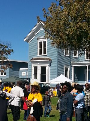 DEFREMERY RECREATION CENTER - Updated December 2025 - 32 Photos & 13 ...