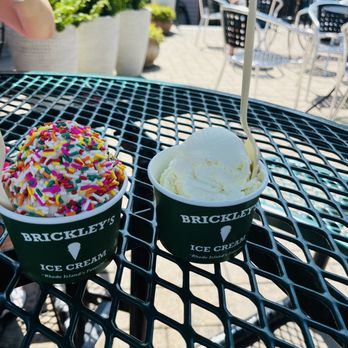 BRICKLEY’S ICE CREAM - Updated May 2025 - 65 Photos & 160 Reviews - 322 ...