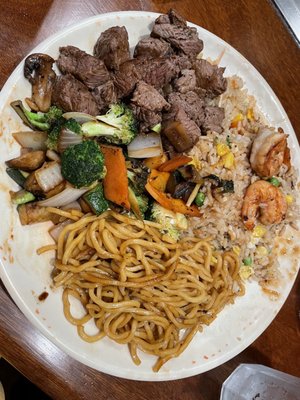 SAKURA - Updated June 2024 - 42 Photos & 78 Reviews - 237 Connor Dr ...