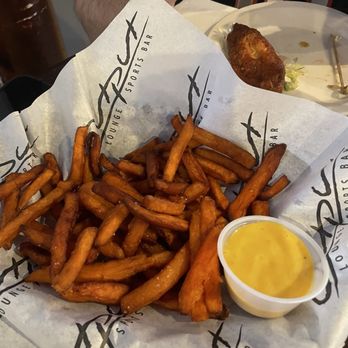 OUTPUT LOUNGE & SPORTS BAR - Updated October 2025 - 307 Photos & 516 ...