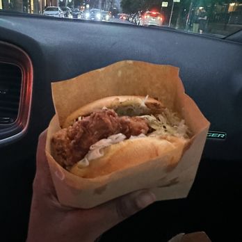 HUNDY - Updated December 2025 - 124 Photos & 87 Reviews - 1144 Homer ...