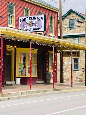 PORT CLINTON PEANUT SHOP - Updated November 2024 - 190 Photos & 27 ...