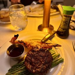 LEFKES - Updated March 2025 - 562 Photos & 416 Reviews - 495 Sylvan Ave ...