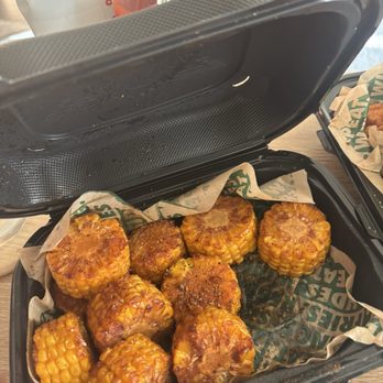 WINGSTOP - Updated December 2025 - 28 Photos - 1812 Broadway Ave ...