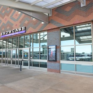 REGAL CONCOURSE - Updated December 2025 - 42 Photos - 214 E 161st St ...