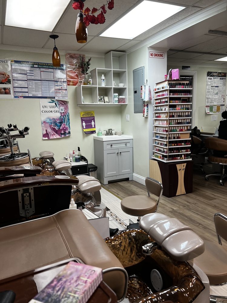 FAMILY NAILS & SPA - Updated May 2025 - 13 Photos - 2930 Westchester ...