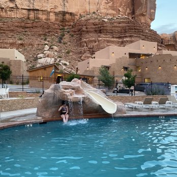 BLUFF DWELLINGS RESORT - Updated May 2025 - 95 Photos & 37 Reviews ...