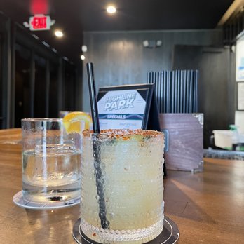 HIGHLINE PARK - Updated July 2024 - 121 Photos & 70 Reviews - 600 N ...