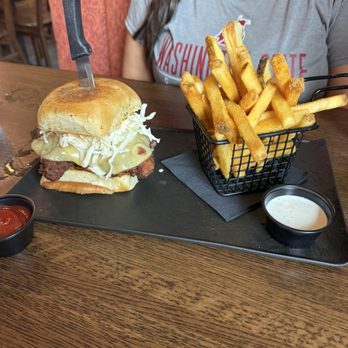 SIDE HUSTLE LOCAL - Updated January 2026 - 38 Photos & 39 Reviews - 18117 Bothell Way NE ...