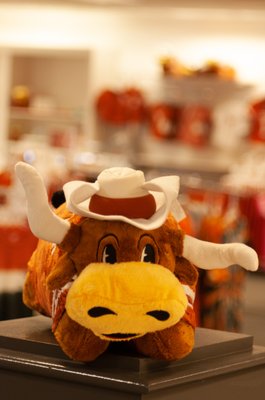 UNIVERSITY CO-OP - AUSTIN - Updated December 2024 - 210 Photos & 94 ...