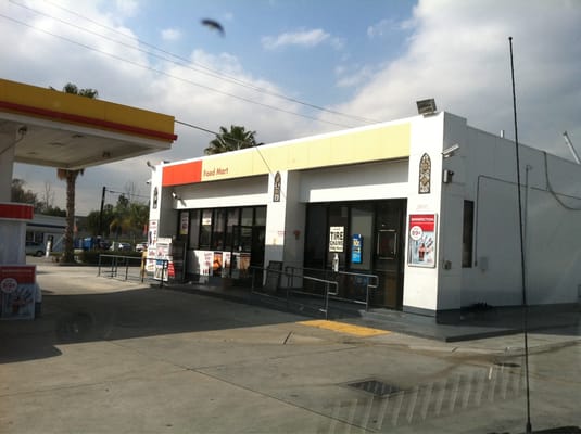 SHELL - Updated August 2025 - 11 Photos & 30 Reviews - 2402 Highland ...