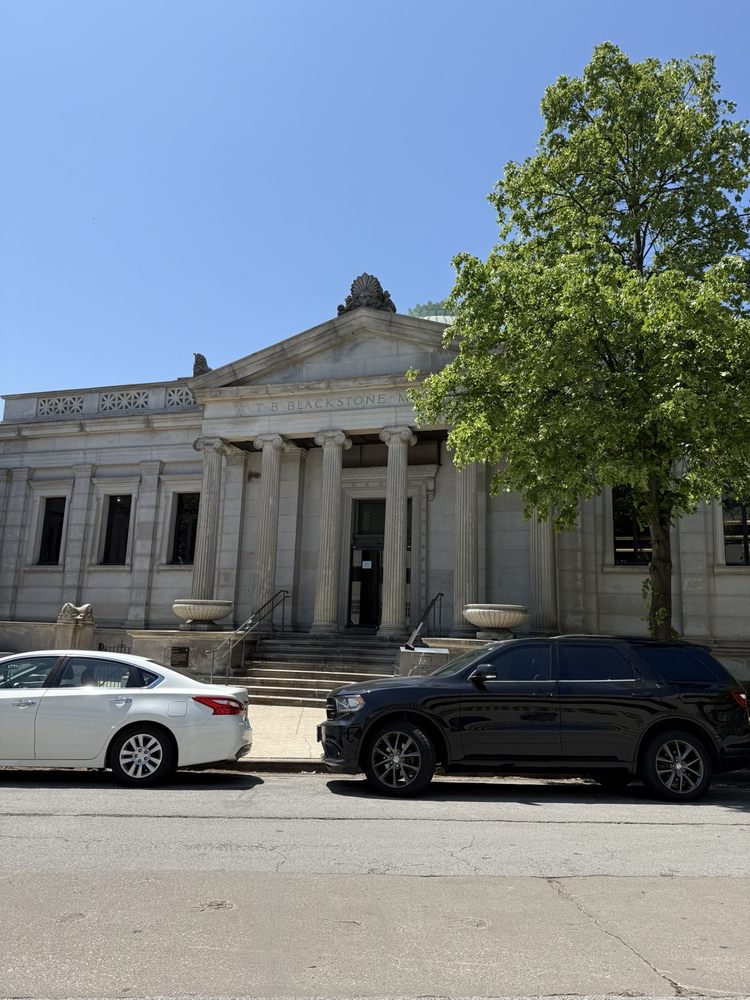 CHICAGO PUBLIC LIBRARY-BLACKSTONE BRANCH - Updated November 2025 - 40 ...