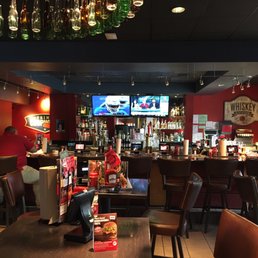 RED ROBIN GOURMET BURGERS AND BREWS - Updated July 2025 - 289 Photos ...