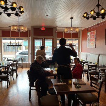 FM EATERY - Updated January 2026 - 151 Photos & 112 Reviews - 217 Main ...