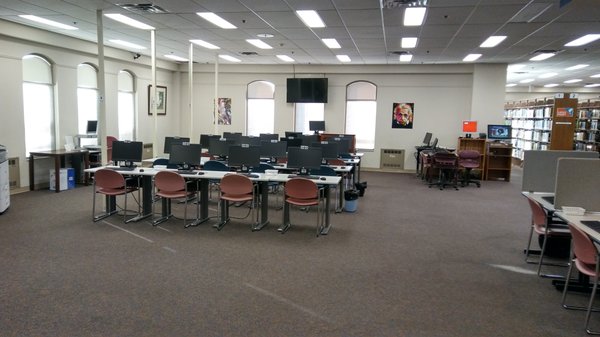 LINEBAUGH PUBLIC LIBRARY - Updated September 2025 - 12 Photos & 17 ...