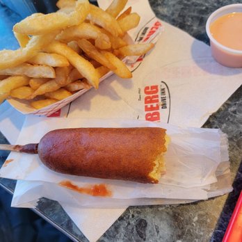 ICEBERG DRIVE INN - Updated April 2025 - 135 Photos & 213 Reviews - 222 ...