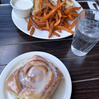 GOOD STUFF RESTAURANT - REDONDO BEACH - Updated May 2024 - 474 Photos ...