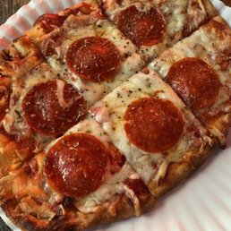 BOWSTRING PIZZA AND BREWYARD - 97 Photos & 58 Reviews - 1930 Wake ...