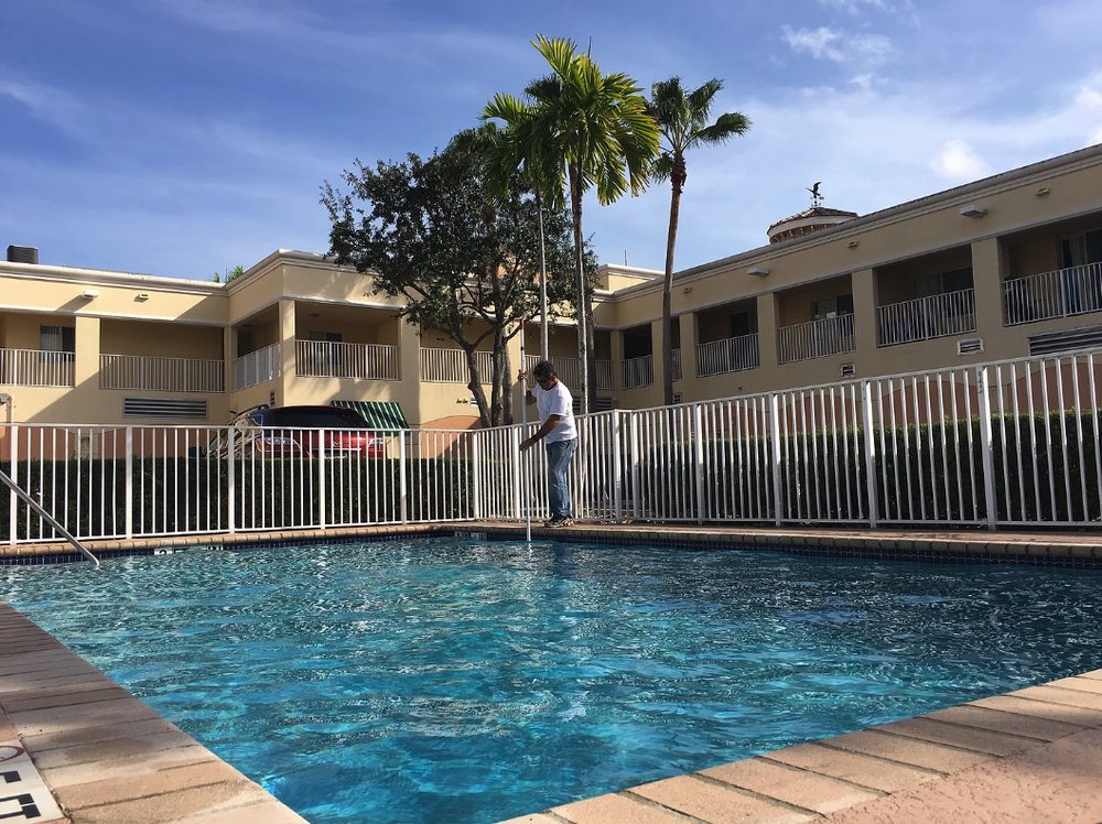 CLEARVIEW POOLCARE - Updated August 2025 - 11 Photos & 12 Reviews ...