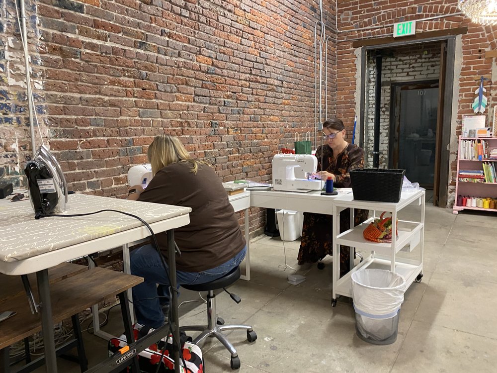 STITCH SALON - Updated October 2025 - 22 Photos - 5740 W Adams Blvd ...