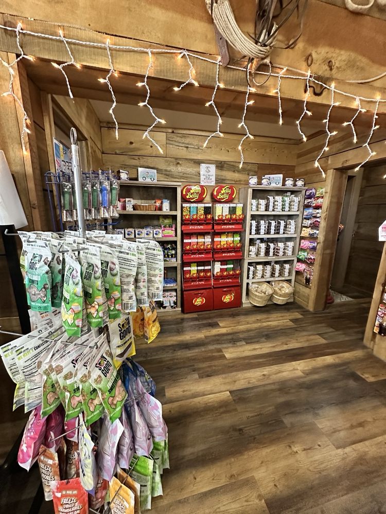 CANDY CORRAL - Updated December 2025 - 101 E Cascade, Sisters, Oregon ...