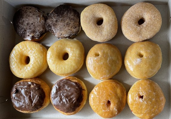 DONUT BISTRO - Updated July 2025 - 160 Photos & 200 Reviews - 1550 ...