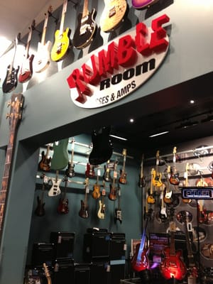 GUITAR CENTER - Updated December 2025 - 43 Photos & 108 Reviews - 7325 ...