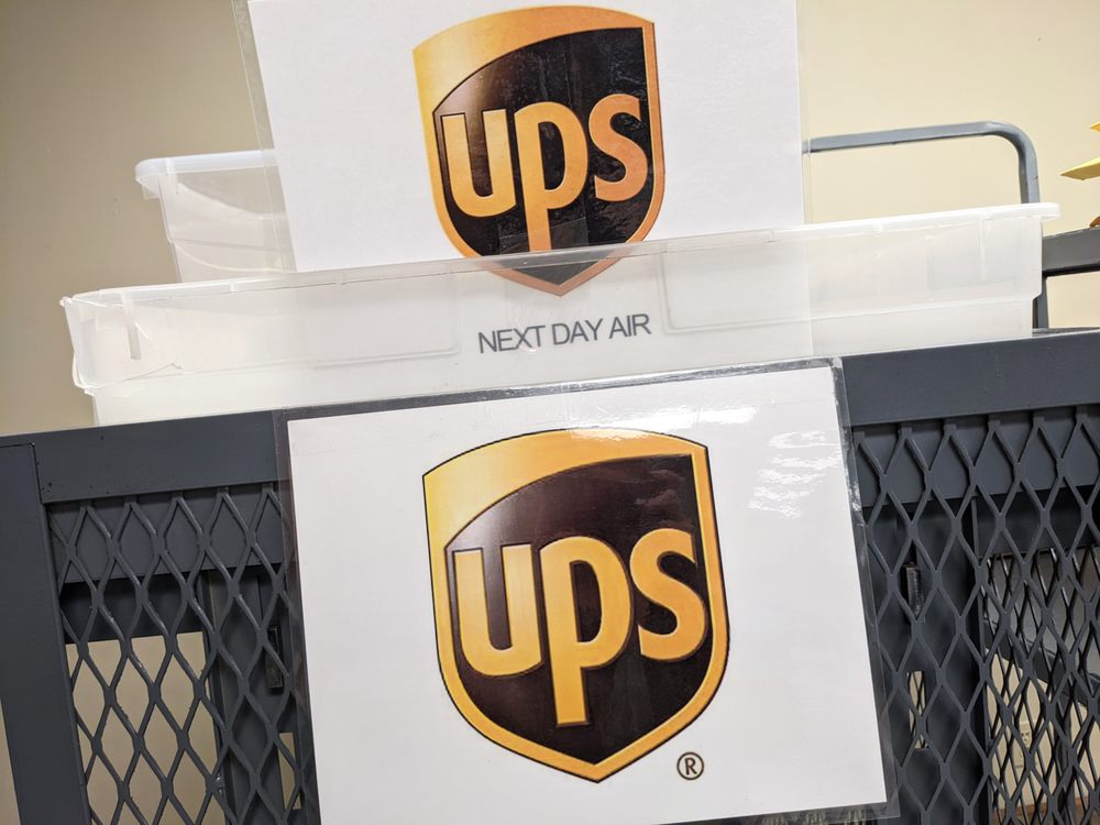 THE COUNTRY POSTMAN AND COPY SHACK - Updated October 2025 - 19 Photos ...