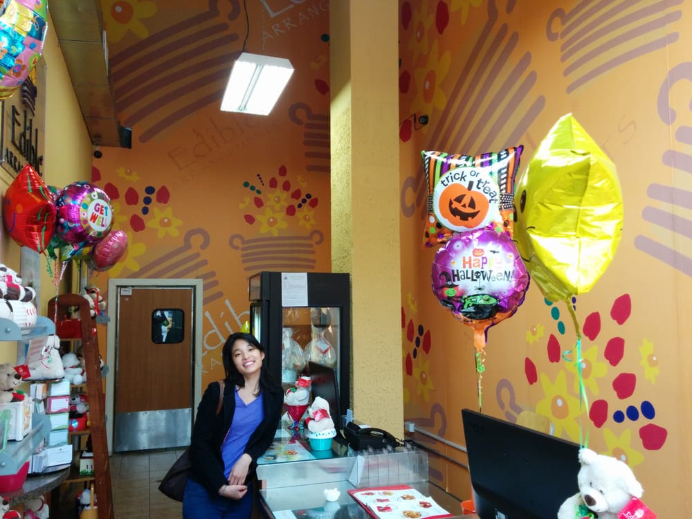 EDIBLE ARRANGEMENTS - Updated July 2025 - 19 Reviews - 2571 Broadway ...