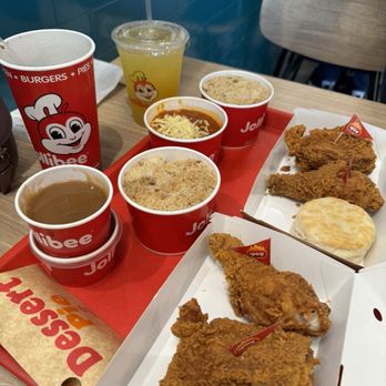 JOLLIBEE - Updated March 2025 - 116 Photos & 91 Reviews - 4502 S Steele ...