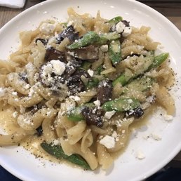 FORMA PASTA FACTORY - Updated December 2025 - 1595 Photos & 855 Reviews ...