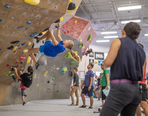 TRIANGLE ROCK CLUB - RALEIGH - 36 Photos & 22 Reviews - 6022 Duraleigh ...