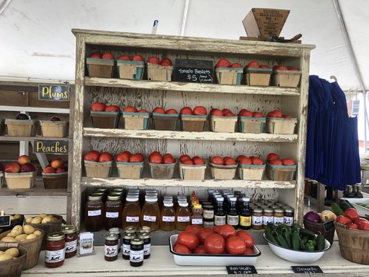 MEYER FAMILY FARM VEGETABLE STAND - Updated October 2025 - 62 Photos ...