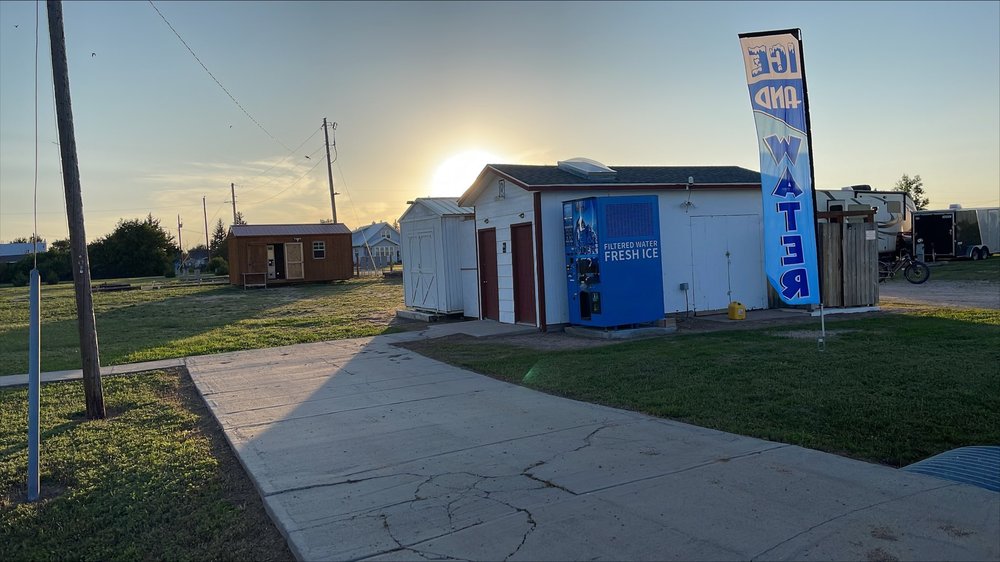 GENOA RV PARK - Updated October 2025 - 68 Photos & 21 Reviews - 205 5th ...