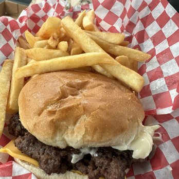 VICKI’S LUNCH VAN - Updated December 2025 - 80 Photos & 90 Reviews ...