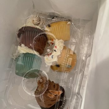 BCAKENY - Updated January 2026 - 139 Photos & 145 Reviews - 702 ...