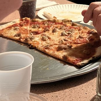 TACCONELLI’S PIZZERIA - Updated January 2026 - 242 Photos & 434 Reviews ...