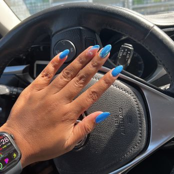 DELUXE NAILS & SPA - Updated April 2025 - 109 Photos & 113 Reviews ...