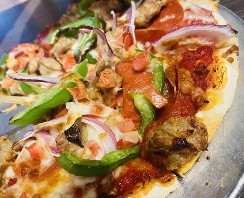 THE FIELDHOUSE PIZZA & PUB - Updated January 2026 - 136 Photos & 122 ...